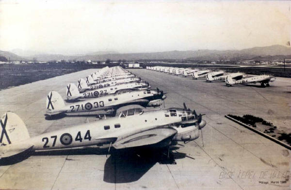 Observador B-Uhr: CASA 2.111 el Heinkel-111 español.