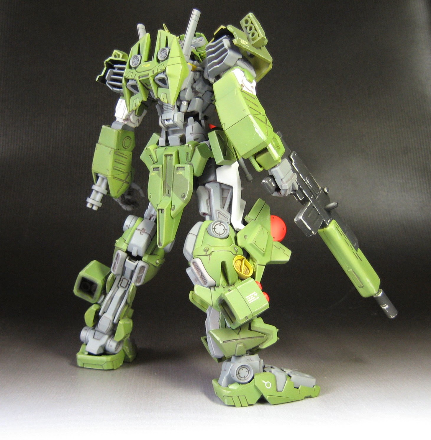 Custom Build: 1/100 Gundam Astray Command "Diatomaceous Version"