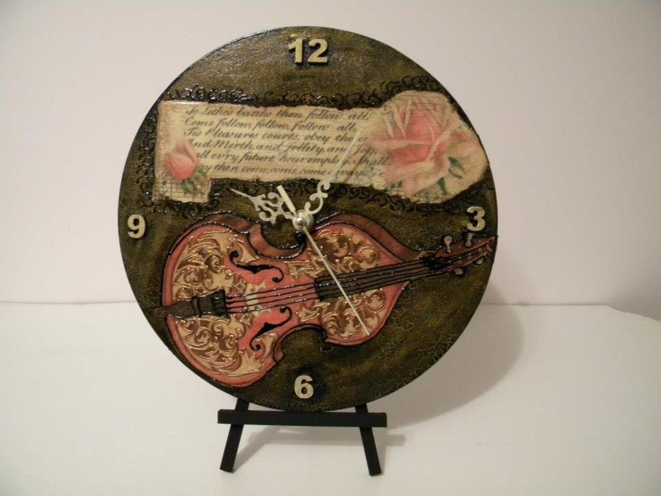 Simonel Art - produse handmade realizate cu tehnica decoupage: Ceasuri ...