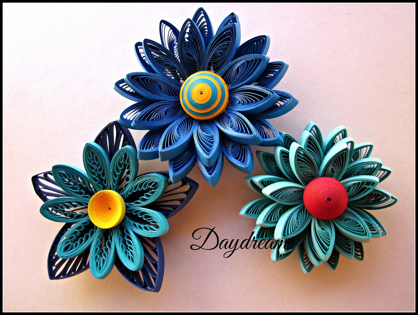 DAYDREAMS: For my love for Quilled flowers