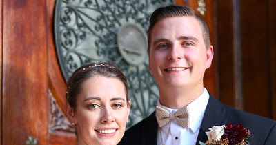 Celebration Flair: Burgundy and Champagne: Jessica + Garrett