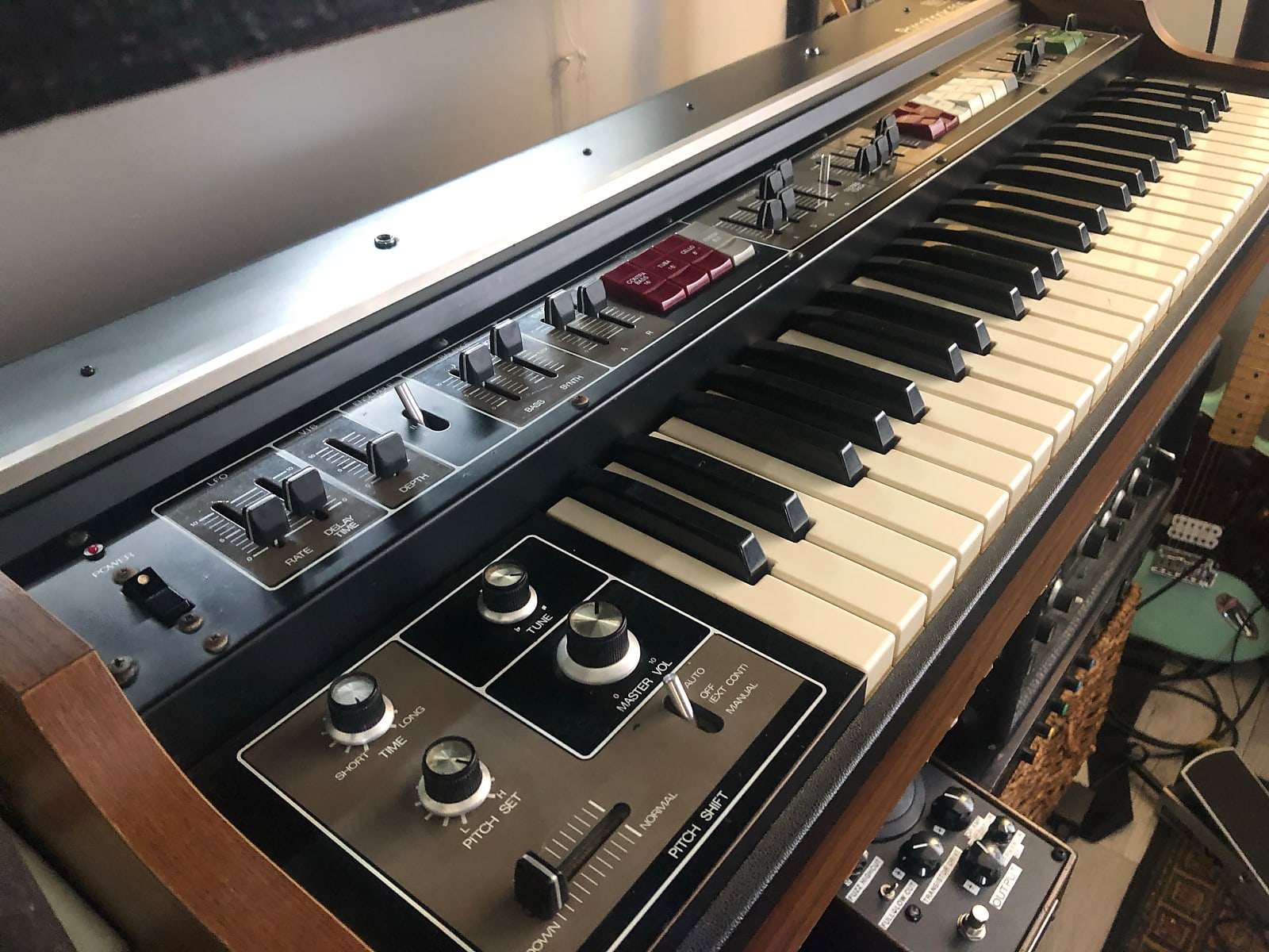 MATRIXSYNTH: Roland RS-505 Paraphonic 49-Key Synthesizer