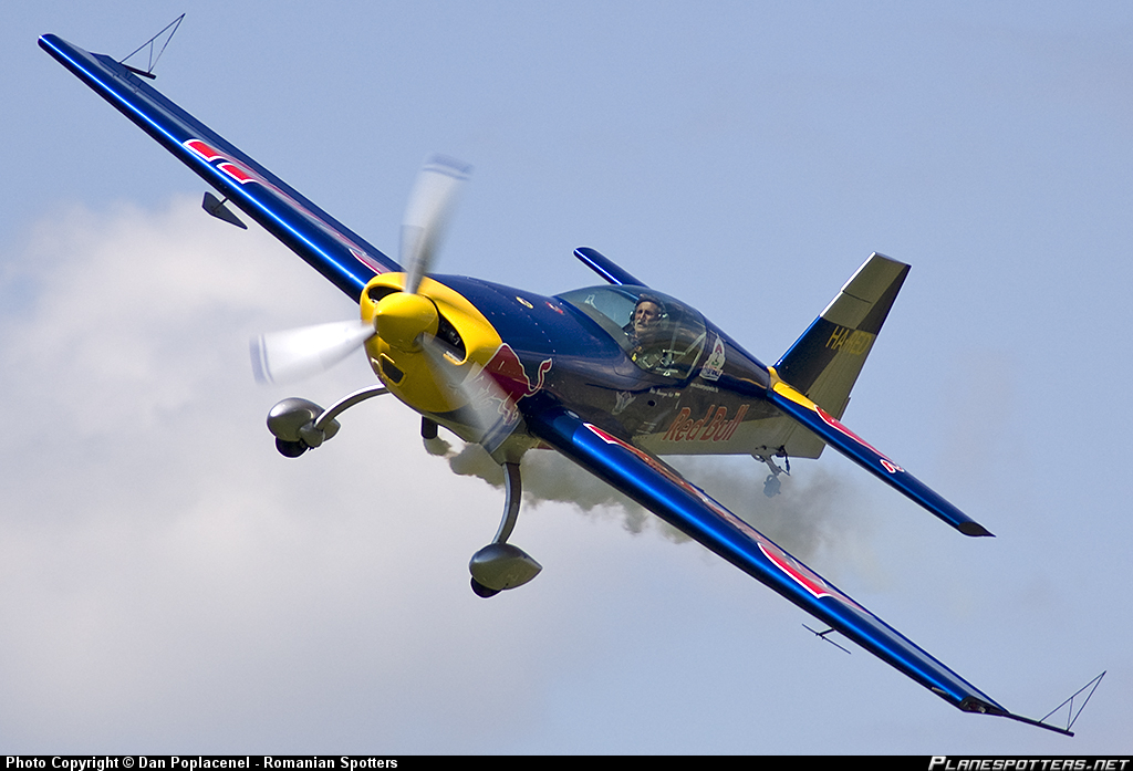 F-16 MODEL SCL 1:5TH: Extra 300S