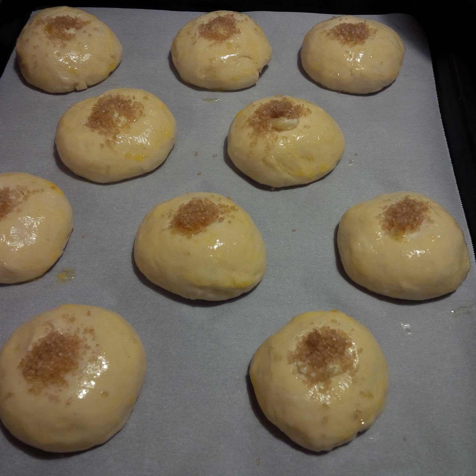 Tirlittan Tuumii: Mummi's Voipulla Recipe (Finnish Butter Buns)