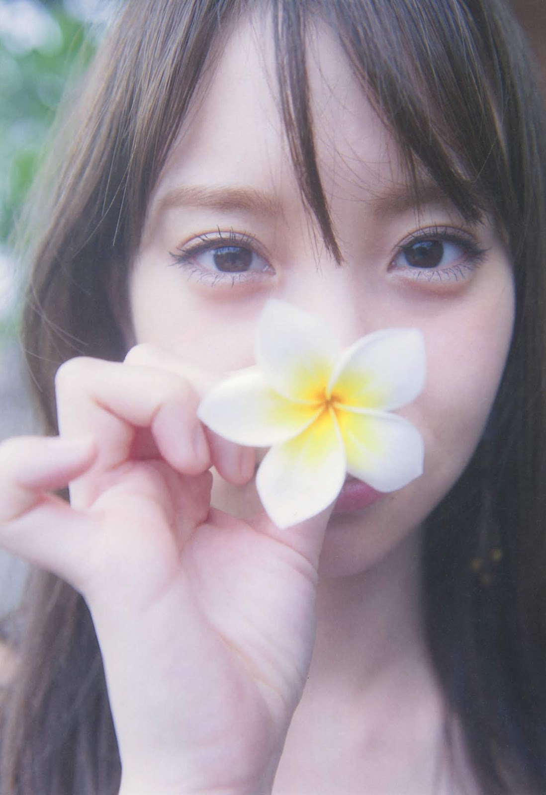 NAGAO MARIYA 1ST PHOTOBOOK - 「UTSUKUSHII SAIBO」