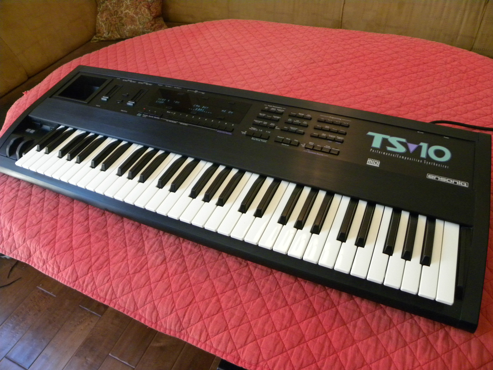 MATRIXSYNTH-B: Ensoniq TS-10 Performance / Composition Synthesizer