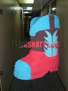 PIÑATAS NATTY @pinatas_eventos.natty: PIÑATA DE BOTA VAQUERA