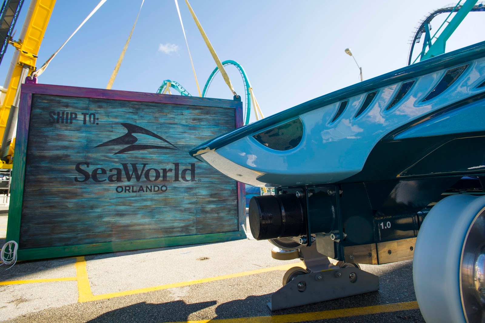 NewsPlusNotes: SeaWorld Orlando Reveals Mako's Sleek Train Design