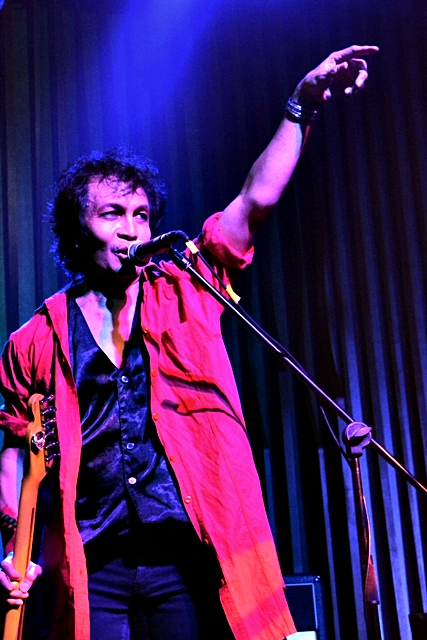 dionMomongan: Acid Speed Band, Sudah 35 tahun dan Still Live!