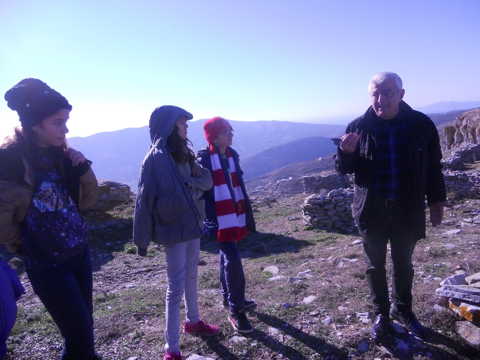 6/ΘΕΣΙΟ ΔΗΜΟΤΙΚΟ ΣΧΟΛΕΙΟ ΟΡΜΟΥ ΚΟΡΘΙΟΥ 'ΑΝΔΡΟΥ: ΕΠΙΣΚΕΨΗ ΣΤΟ ΕΠΑΝΩ ...
