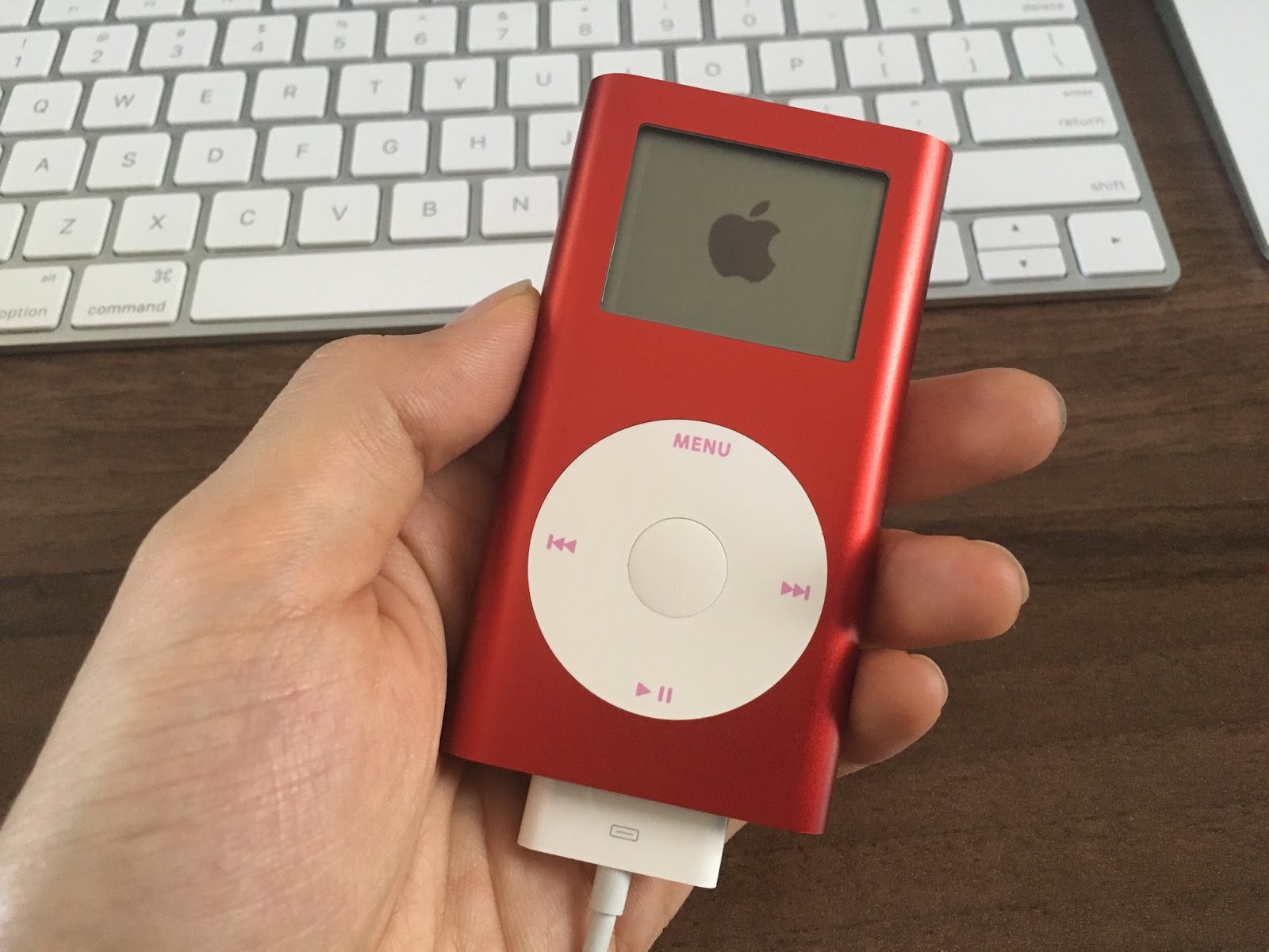iPod miniを勝手に(PRODUCT)REDっぽくしてみた : Eleclog.