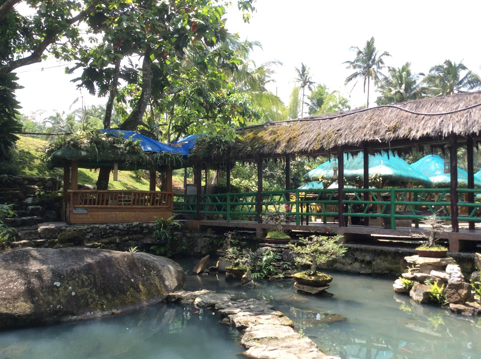 Pork in the Road: Quezon's Specialties at Kamayan sa Palaisdaan in Tayabas