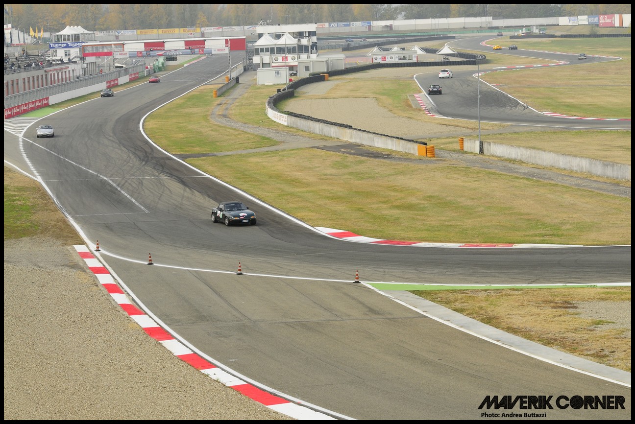 Maverik Corner MX5: Varano Circuit, 1st November Track Day #4