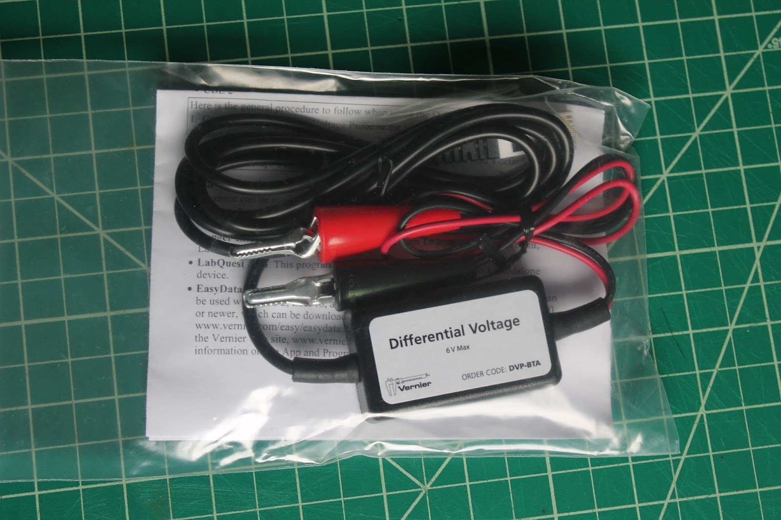 Physics is supposed to be fun!: Vernier Differential Voltage Probe DVP-BTA