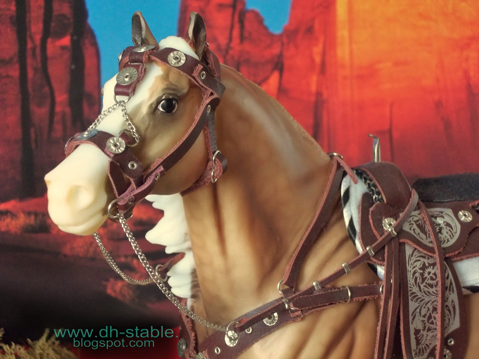 Fascynacje dorotheah: Breyer Traditional Western Parade Saddle Set 2052 ...