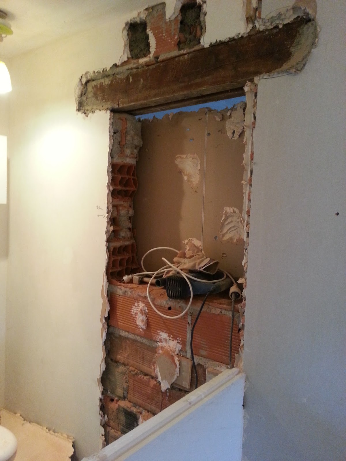 la maison de poppie: Casser un mur porteur