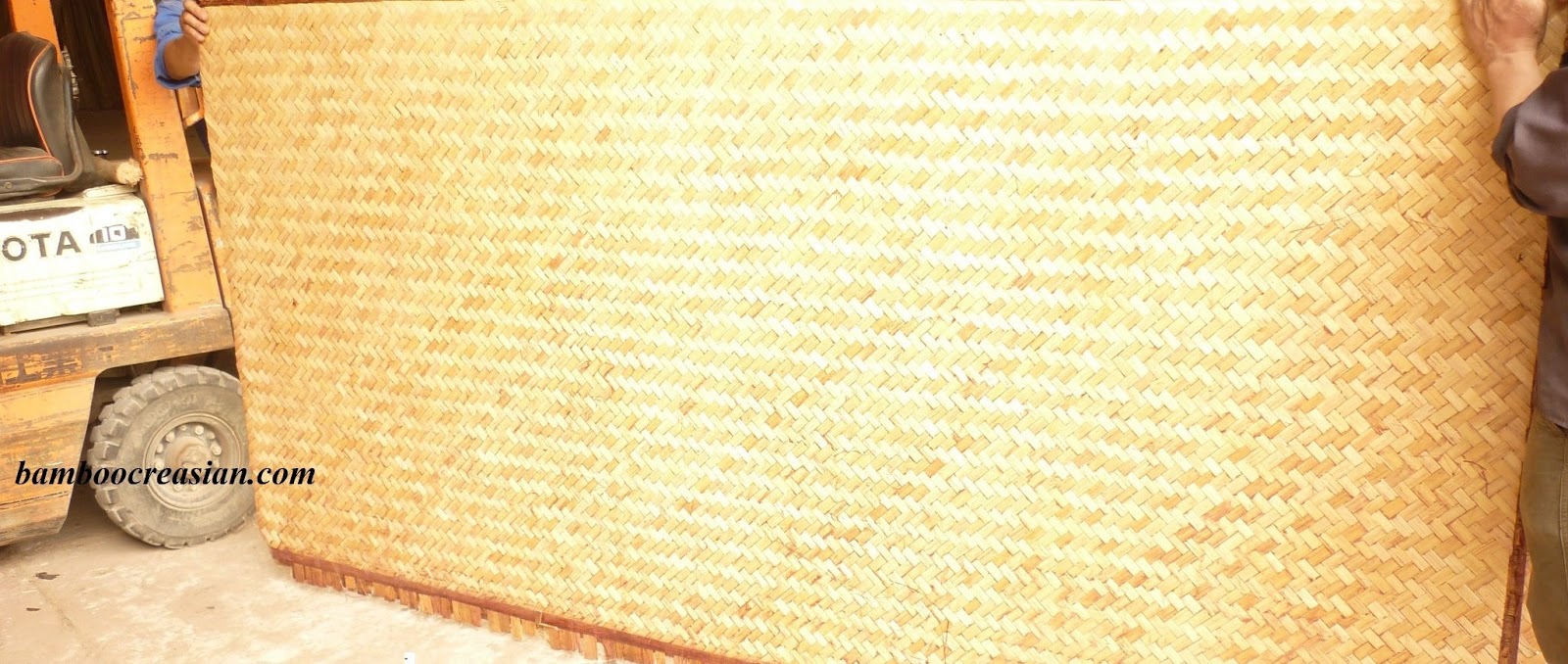 Quality Bamboo and Asian Thatch: Construct Quality Bamboo Cane Fences ...