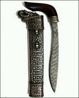 Senjata Tradisional Indonesia dari 35 Provinsi, Nama, Gambar, dan ...