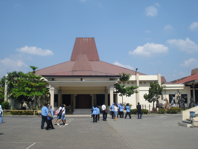 Mengenal Museum Ranggawarsita Semarang ~ SEJARAH