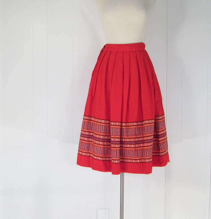 small earth vintage: shop preview