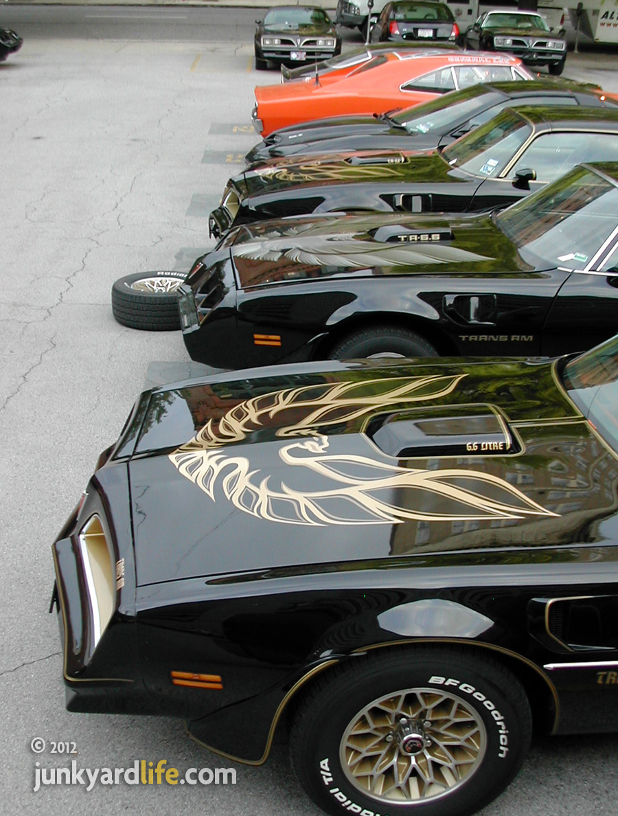 Junkyard Life: Classic Cars, Muscle Cars, Barn finds, Hot rods and part ...