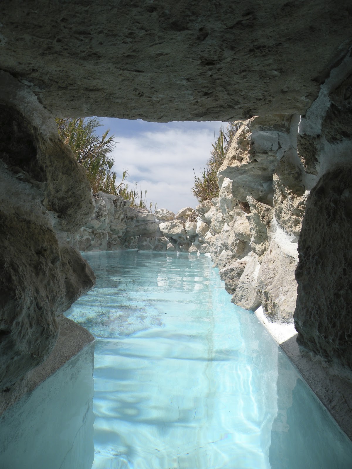 Merry Widow: Escondido Place