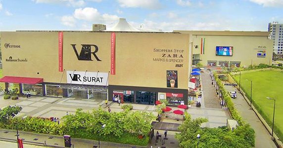 Why is VR Surat The Best Mall to Organize Events in Surat?