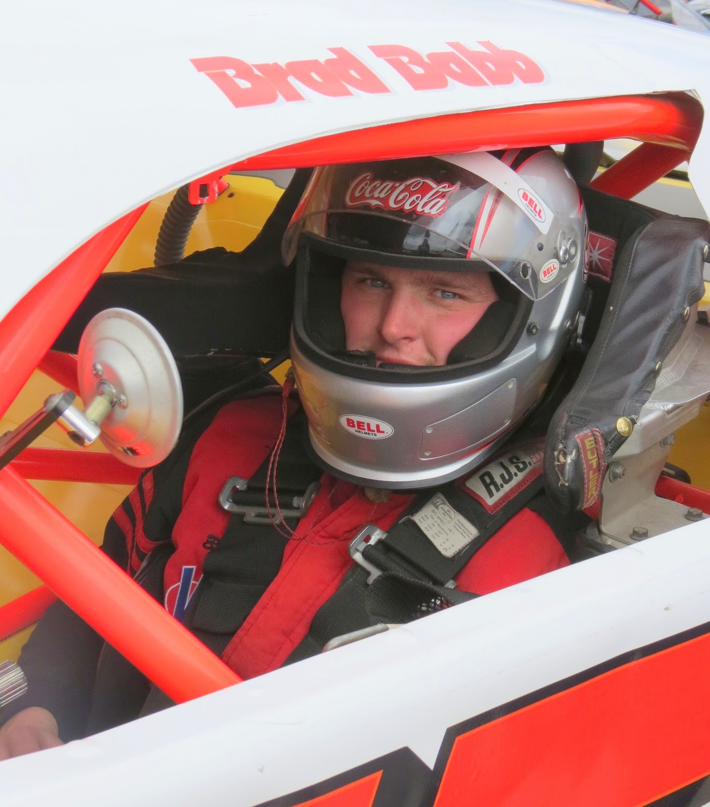 Race Chatter on WNRI.COM, 99.9 fm, 1380 am, Tune in radio, Alexa, Apple ...