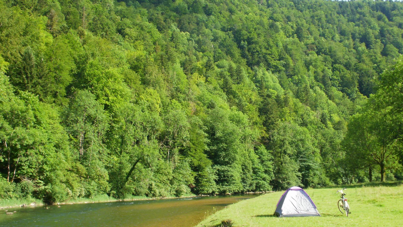 EXCURSII CU BICICLETA: Elvetia