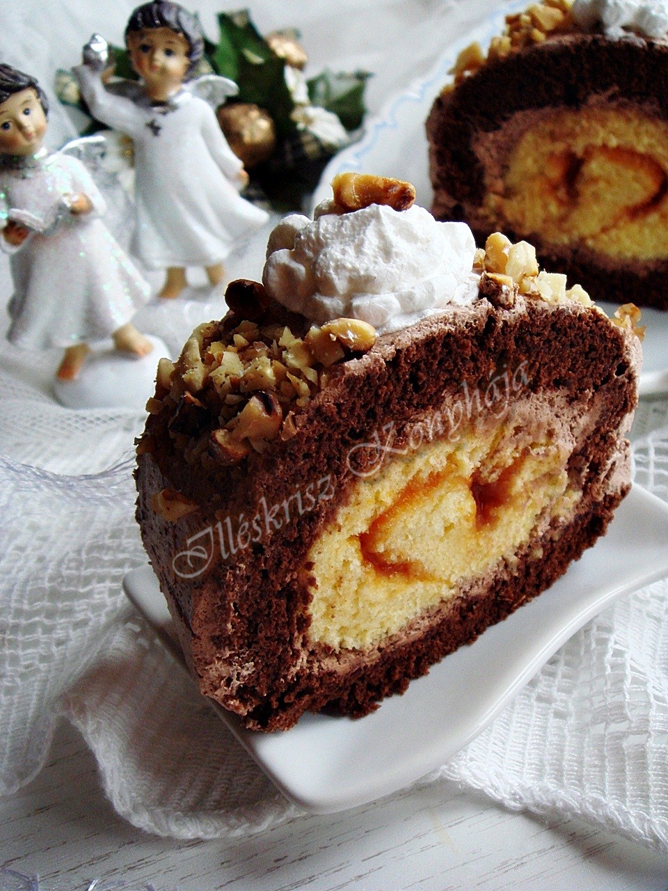 BLOGKONYHA: ÜNNEPI PISKÓTA ROLÁD
