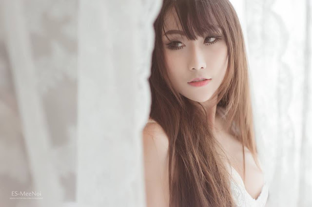 ប្រលោមលោកខ្លី: Model : Ploylada Jaiya