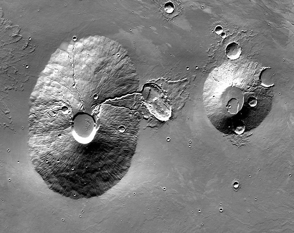 Wandering Silent Vertexes and Frozen Peaks: CERAUNIUS THOLUS SEEN BY ...