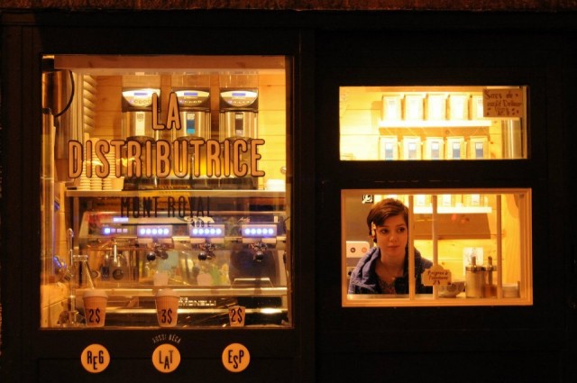 moscabranca: La Distributrice - O menor coffee shop do mundo