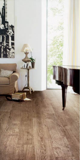 ESTILO RUSTICO: PISOS DE MADERA TRATADA PARA AMBIENTES RUSTICOS