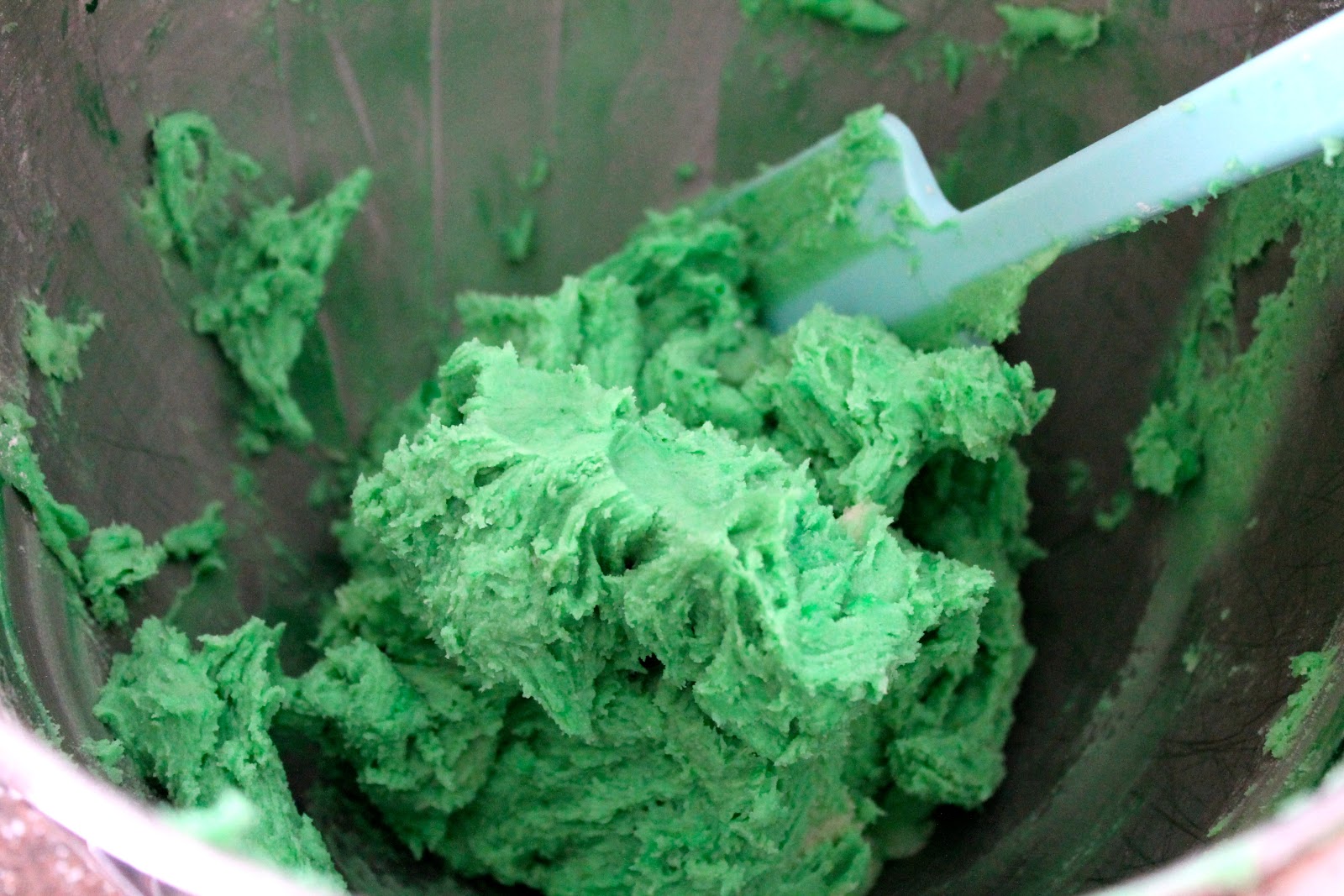 Mrs. Schwartz's Kitchen: Christmas Pinwheel Cookies