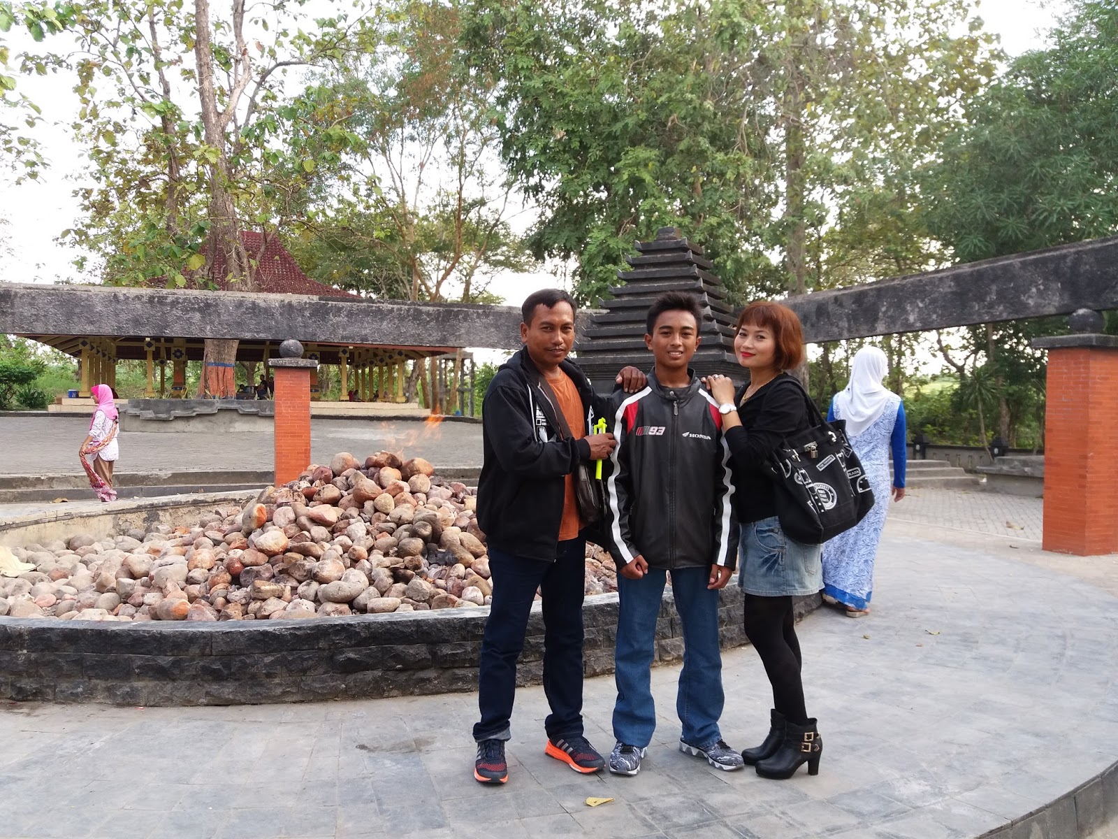 CAKLEM-BMS: khayangan api bojonegoro jawa timur