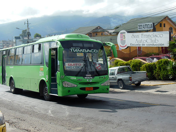 Joe's Excellent Adventure - Ecuador: The “Green Bus” Routes Through Cumbayá
