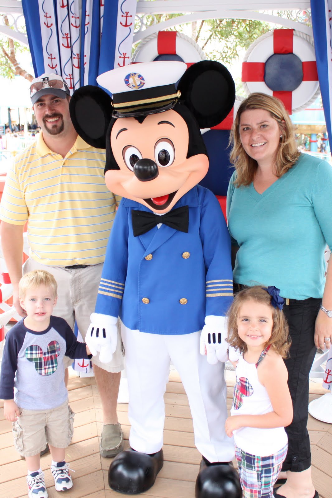 the {bernal} family: disneyland 2011 in pictures