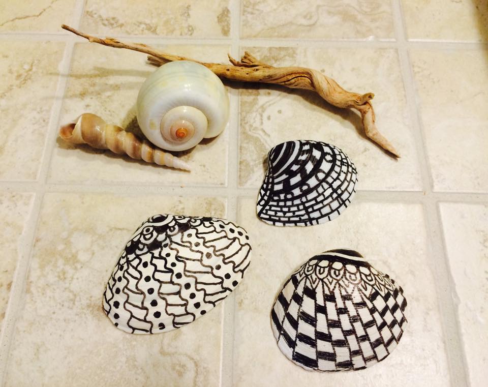 Rosie Brown Creations: Zentangle Shells