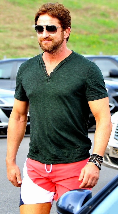 VJBrendan.com: Out & About: Gerard Butler at North Bondi Fish ...