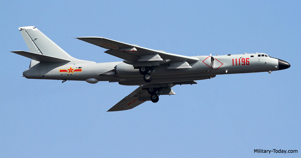 WARFARE Blog: XI’AN HONGZHAJI H-6H/H-6K. O longo braço do dragão chinês.