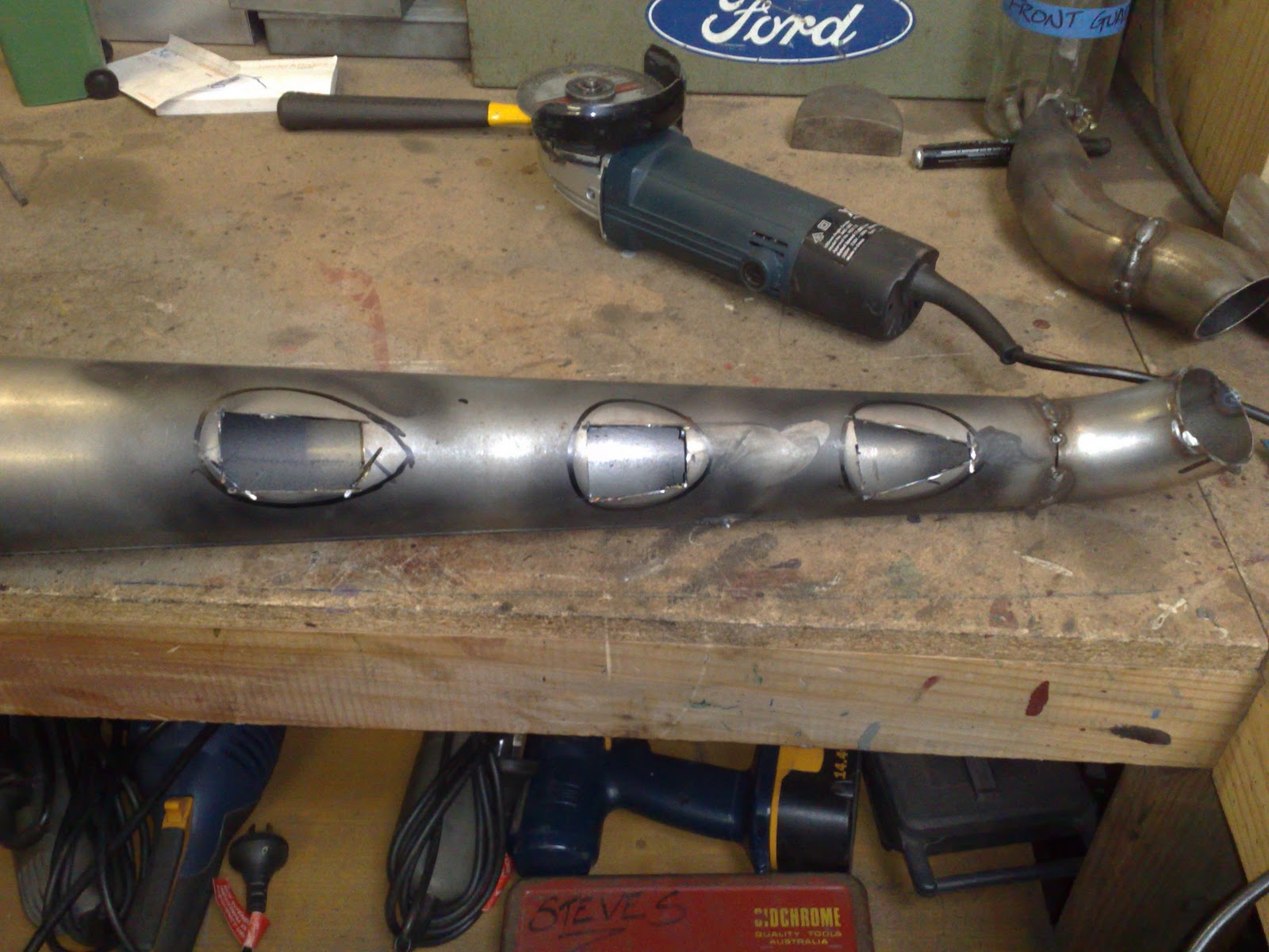 1930 Ford Model A Coupe build up: Lake Pipes...12/02/11