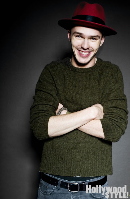 Nicholas Hoult: Nueva Sesión de fotos para JJJ. ~ Hollywood Style!