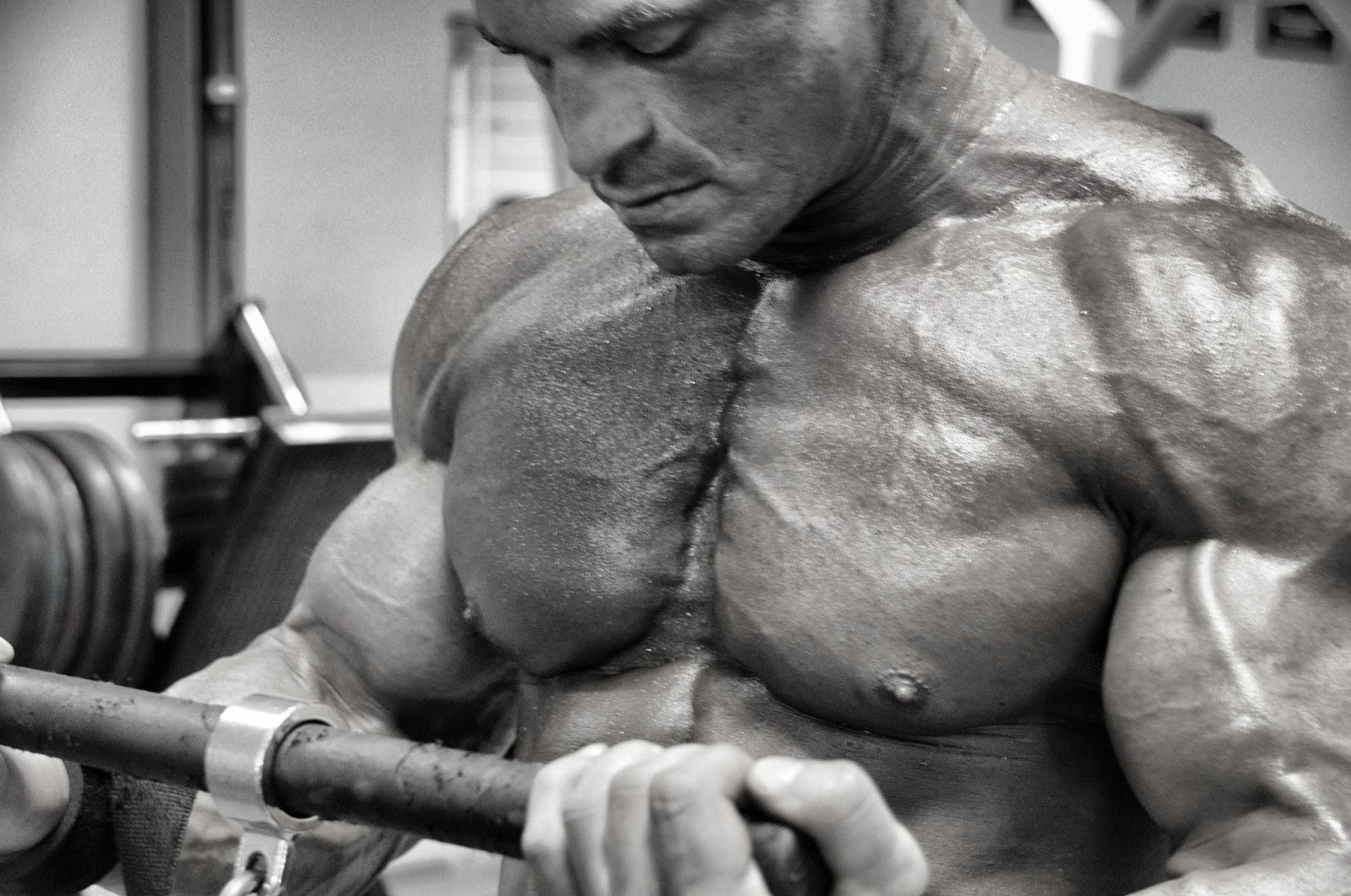 Muscle Lover: French master bodybuilder Laurent Bernardini