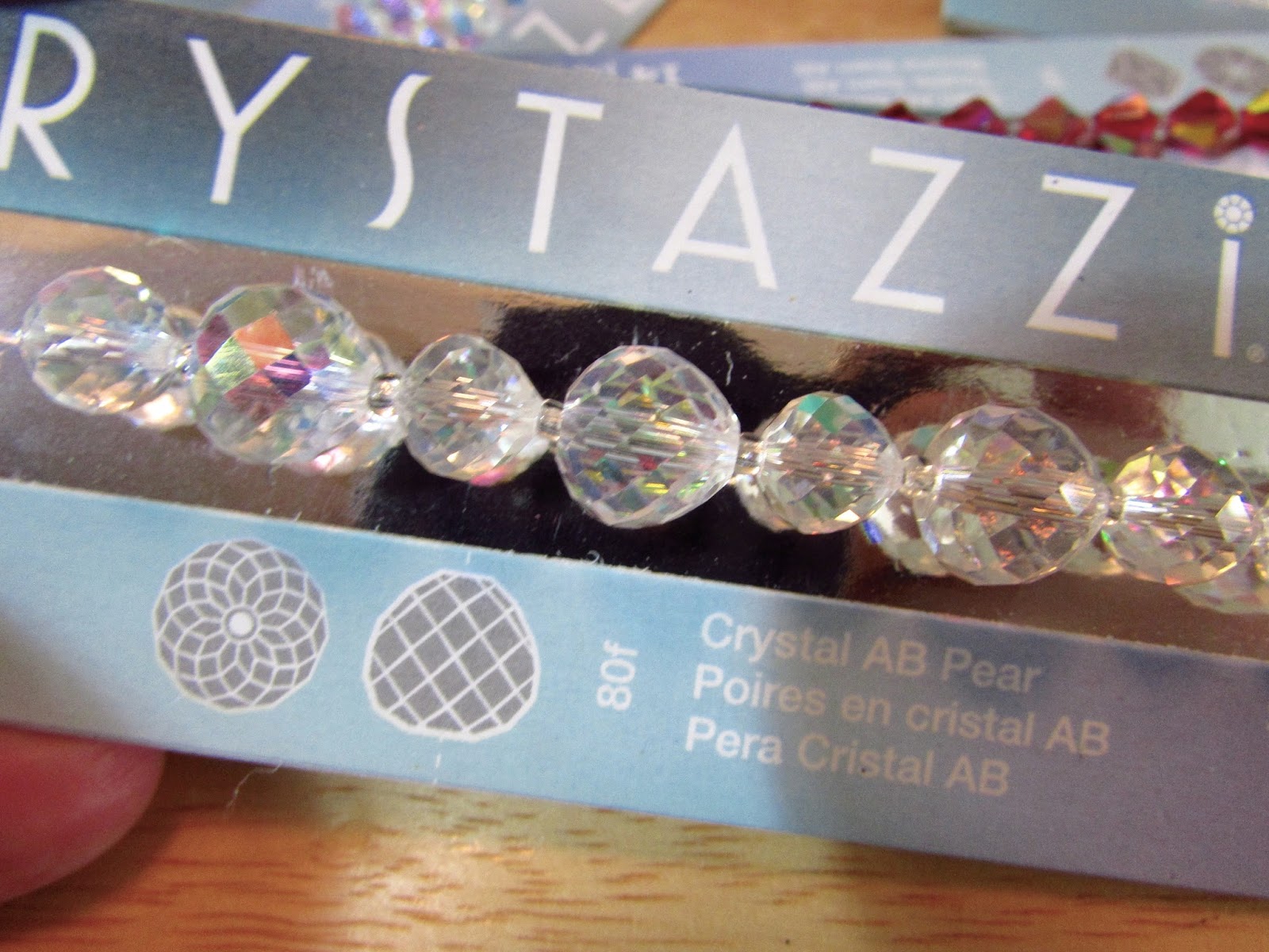 Raziela Designs: Something Sparkly This Way Comes