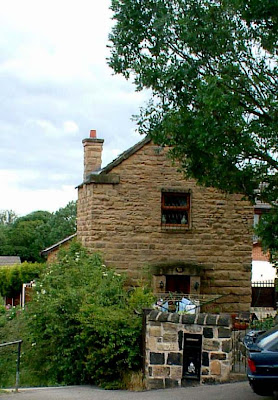 Roy's blog: YORKSHIRE. Lock-ups at Holme on Spalding Moor, Wath on ...