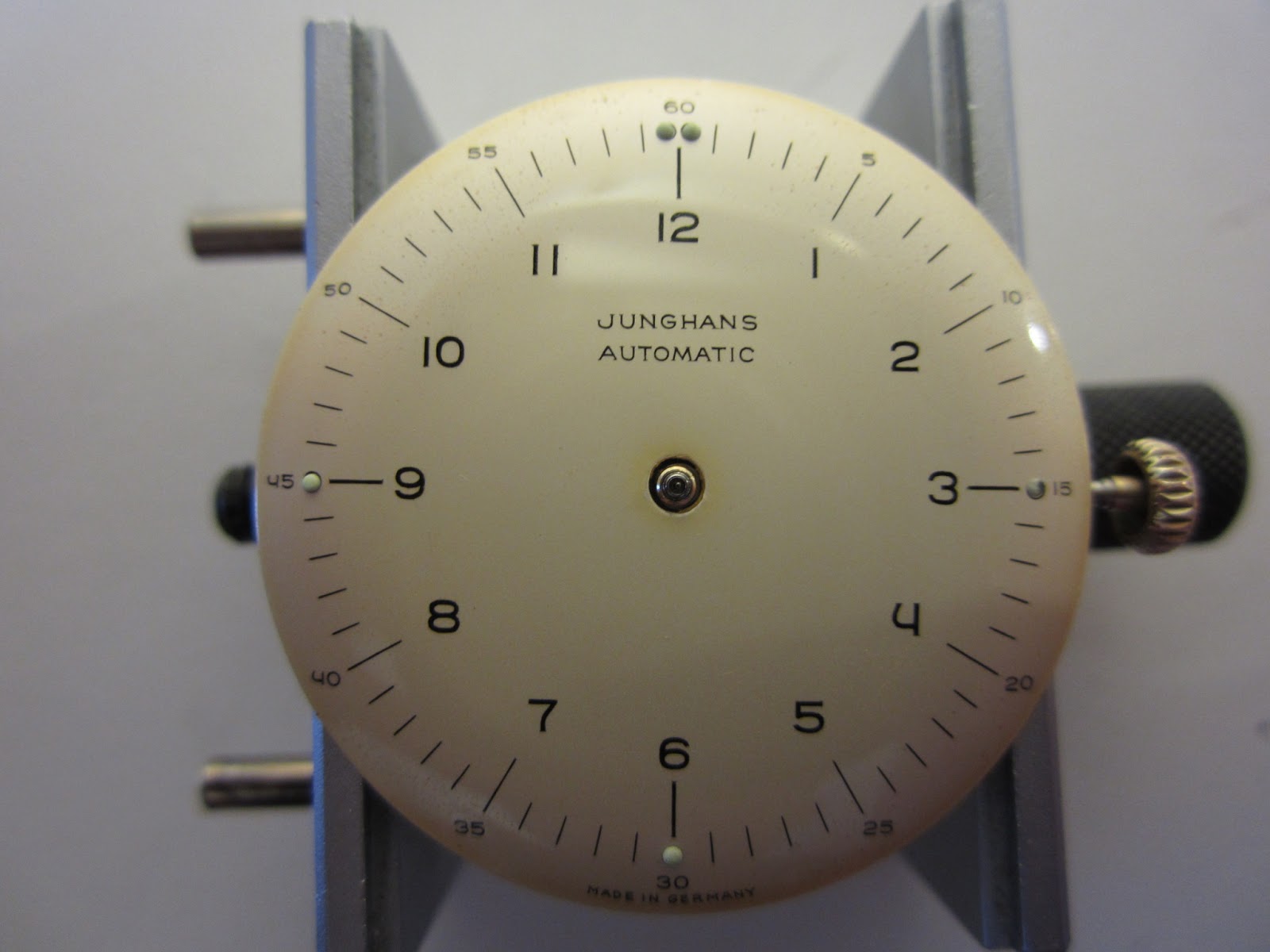 A Short Guide: The Original Max Bill Junghans Watch Design from 1962: A Short Guide: The ...