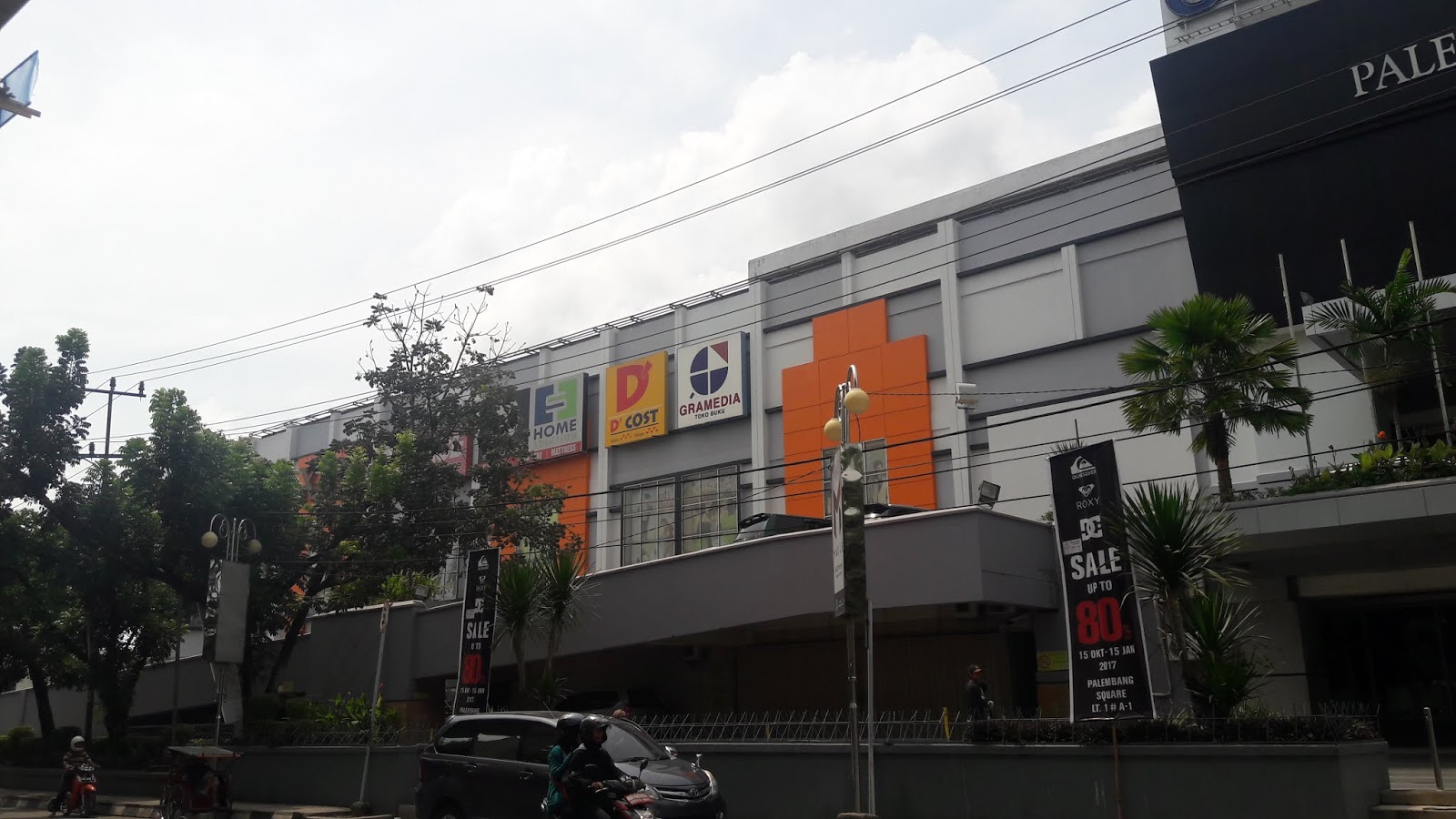 Advertising Indonesia: Profil Mall Palembang Square
