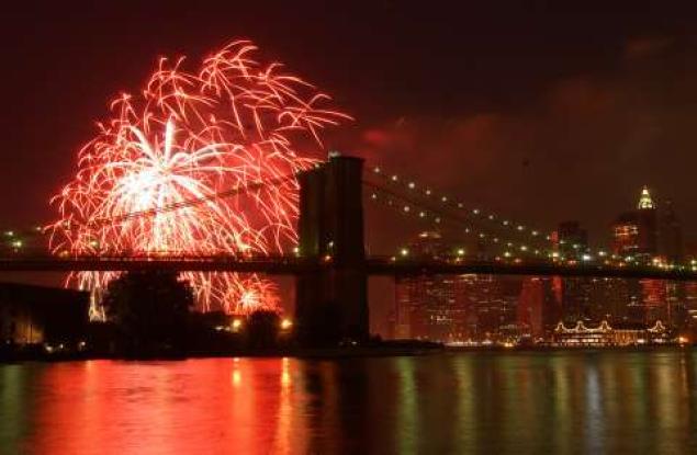 Queens Crap: Fireworks may come back to East River