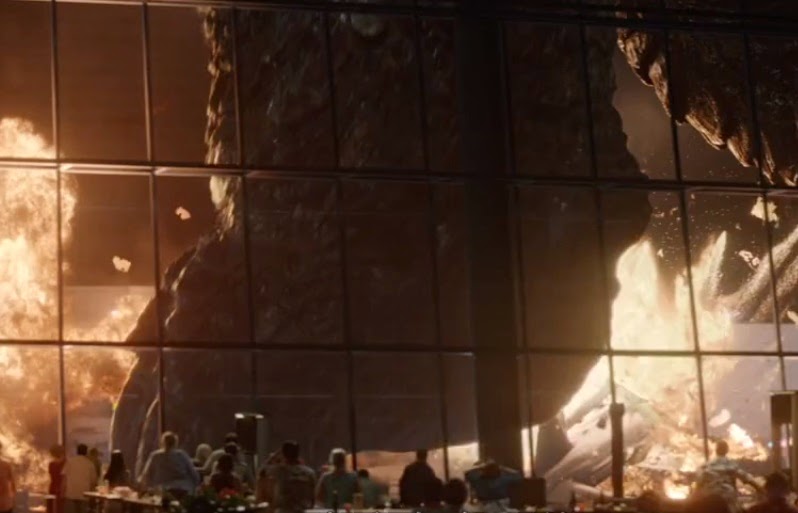 Gargantuan Gods: A "Godzilla" 2014 Review - Geoffreview